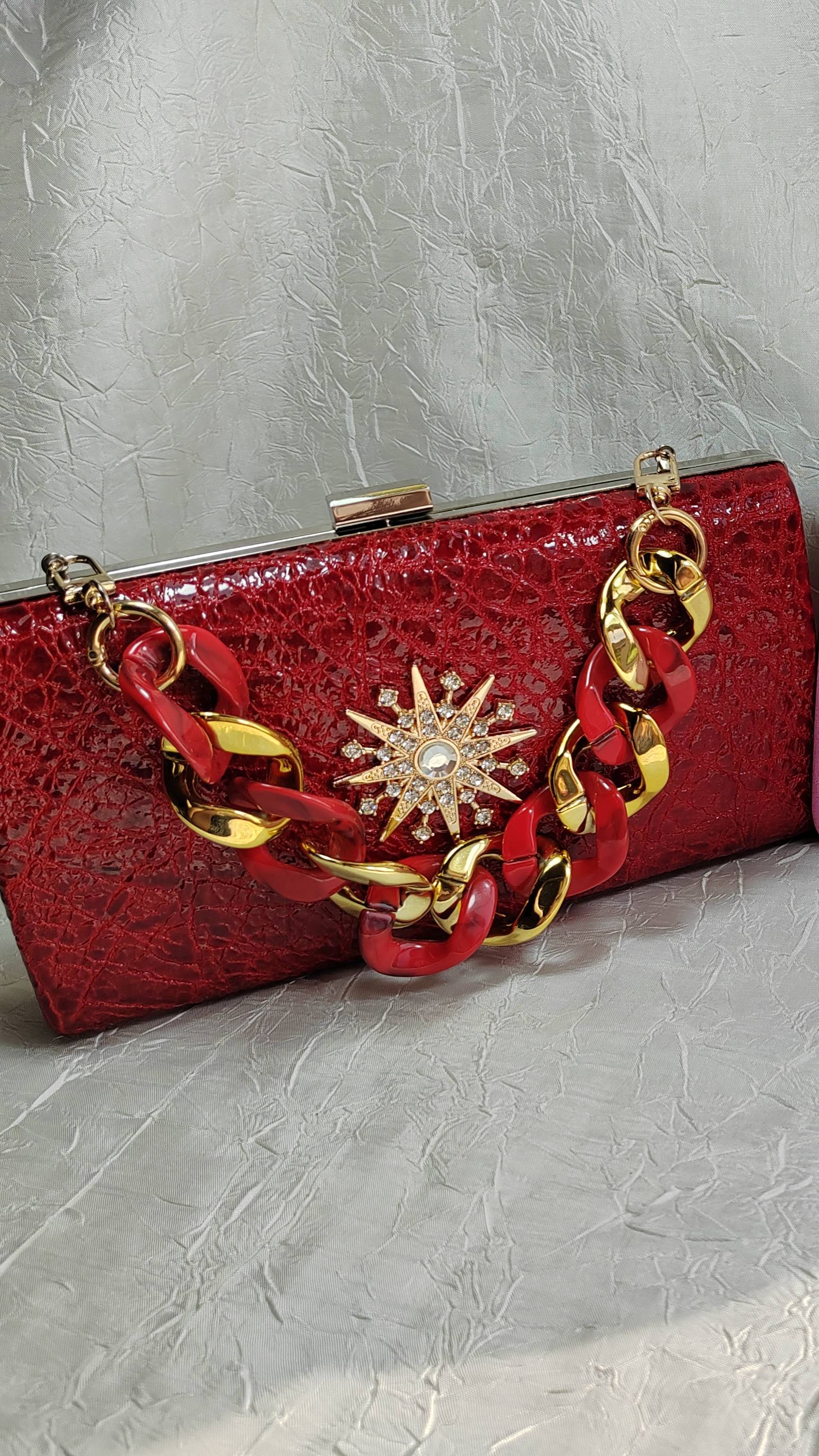 Клатч-бокс женский. Изделия из кожи. СКСтиль. Видео обзор клатч-бокса: Красный, лакированный.