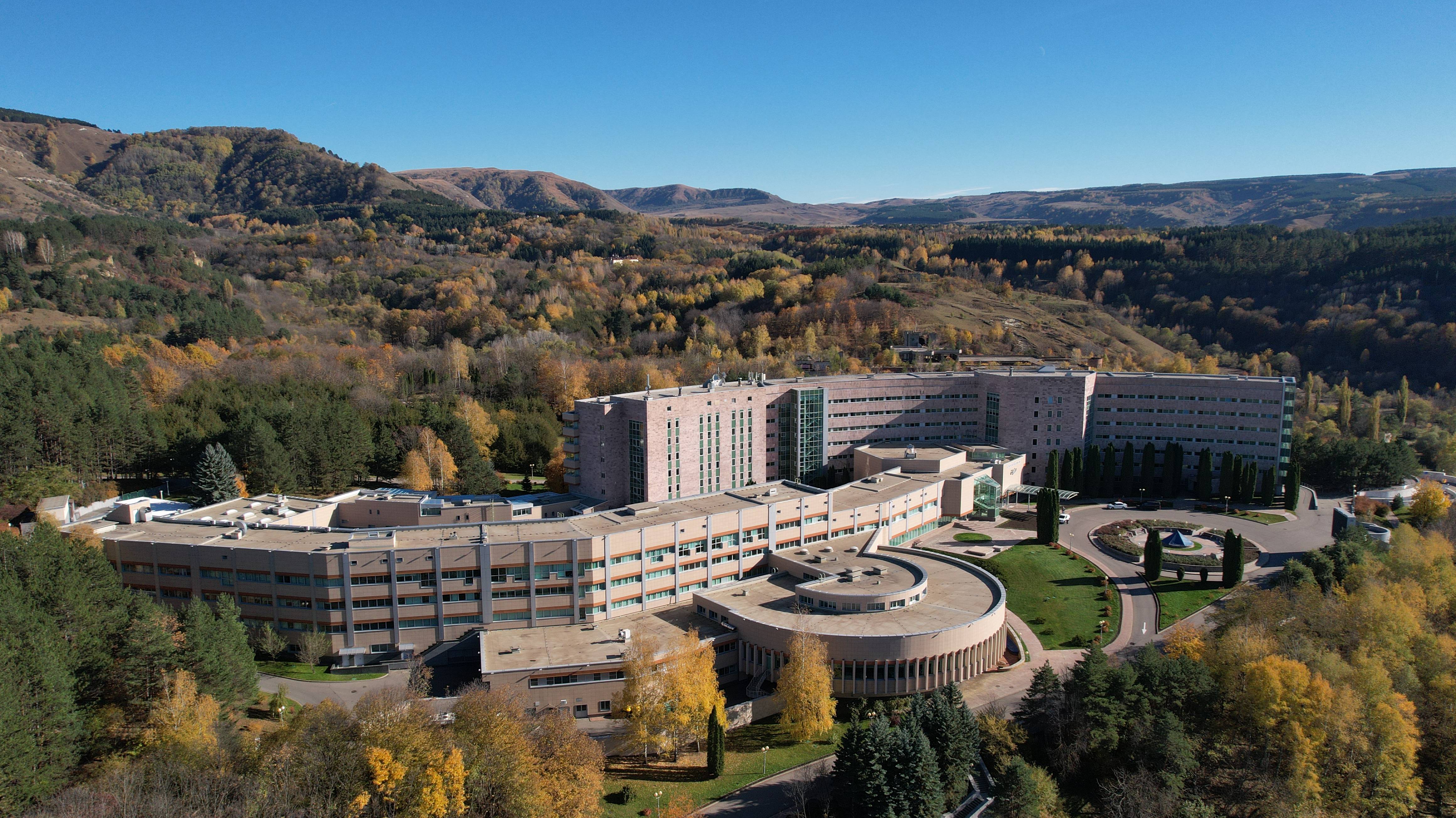 Санаторий "ЗАРЯ" Кисловодск на сайте Курорты.РФ