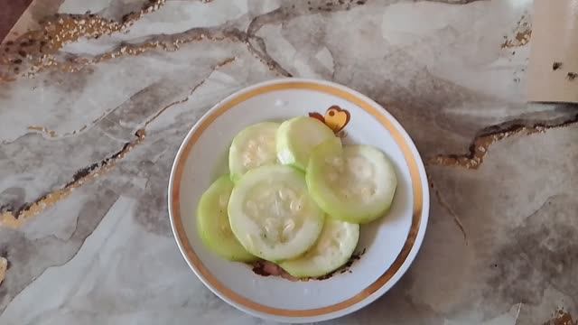 Маринованные кабачки.