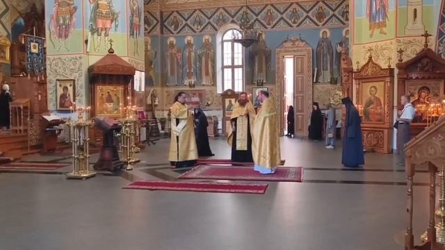 ВЕЛИЧАНИЕ СВЯТОЙ РАВНОАПОСТОЛЬНОЙ ОЛЬГЕ – В КАНУН ПРАЗДНИКА: ДУХОВЕНСТВО И ХОР ИВЕРСКОГО МОНАСТЫРЯ