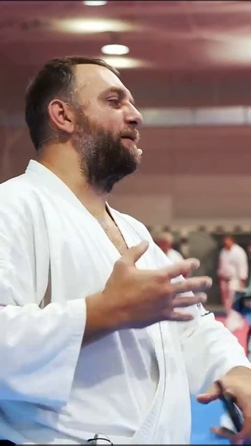 Воинский Путь начинается с поклона и с поклоном заканчивается Масутацу Ояма