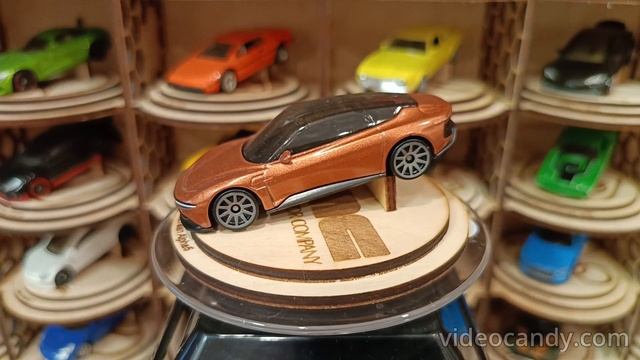 DMC Delorean Alpha5