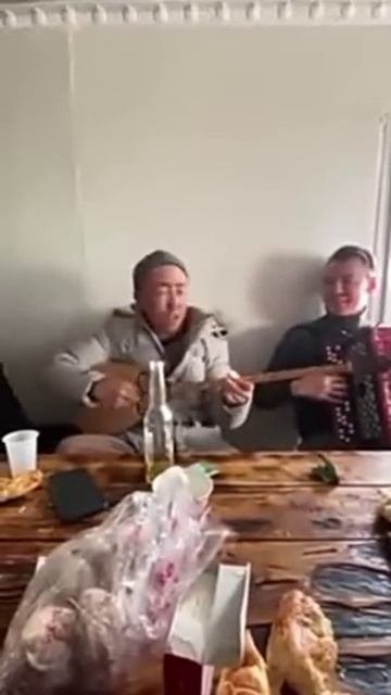 Модерн токин