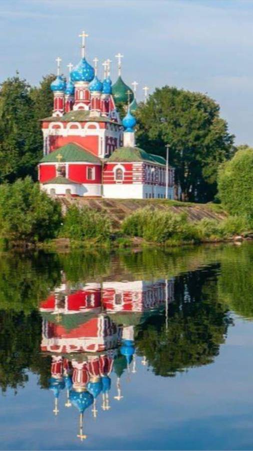 Смотрите небольшой фильм с отзывами о пленэре НСП в Угличе.