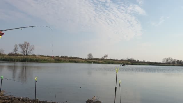 РЫБАЛКА НА КАРАСЯ(ДАЛЬНИЙ ЗАБРОС)