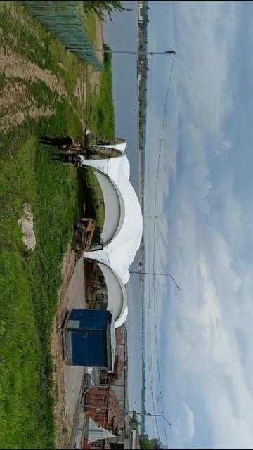 Шатер для кафе на берегу Волги