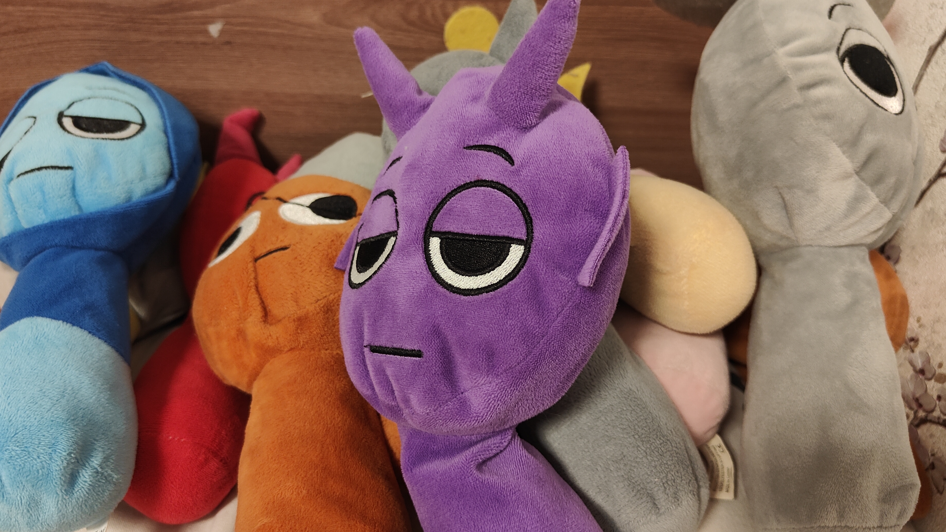 играем в спрунки игрушки