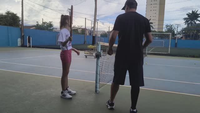 Урок по теннису