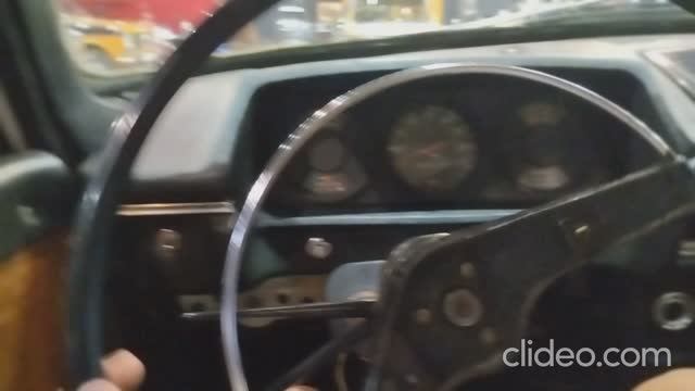 Москва. Обзор на ретро автомобили в музей Автомобили мира.