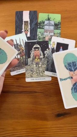 Что расскажут о вашем будущем 😱 расклад таро #tarot #таро #таролог #раскладтаро #новоегадание