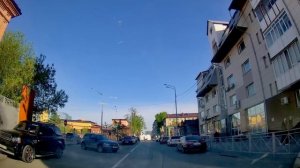 Поездка на автомобиле по Тюмени до бизнес-центра и на Киевскую