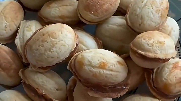 Орешки как в детстве...🍪🌰😋    Рецепт в описании ✍️