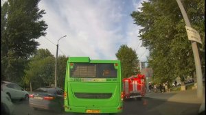 🚗 "От бизнес-центра к парку Логунова: автомобильный тур по улицам Тюмени"