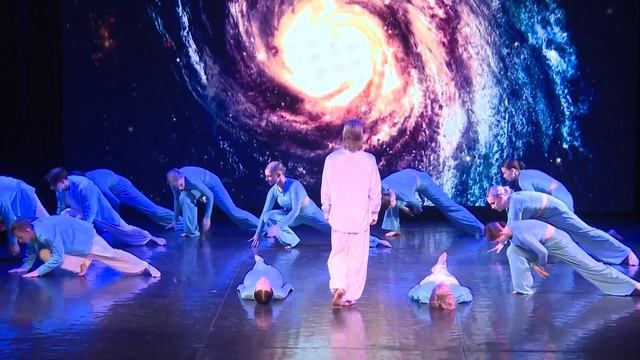 Танец «Творец» (хореографы Наталья Муратова и Олег Петров)