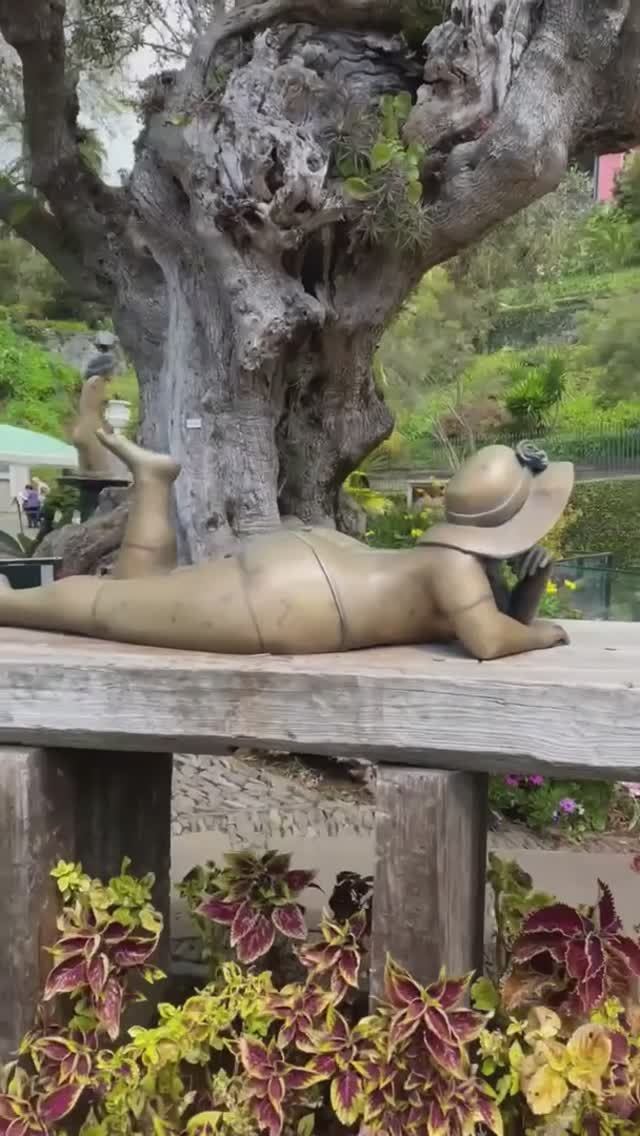 Мадейра. Тропический сад Jardim Tropical Monte Palace. Скульптуры