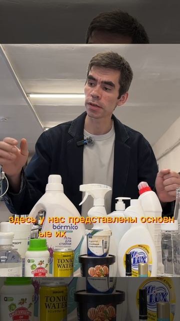 Как материал тары влияет на выбор этикетировочного оборудования?