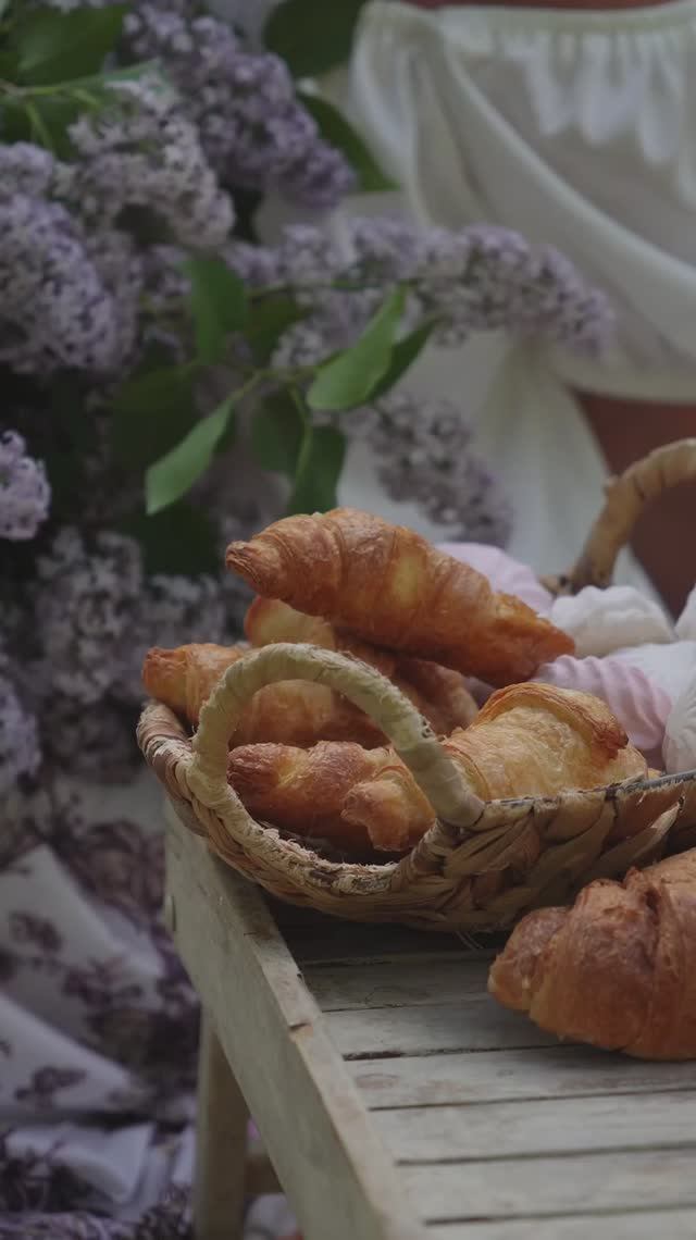 Цветущая сирень Семейное видео