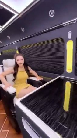 Super Toyota Bus!
