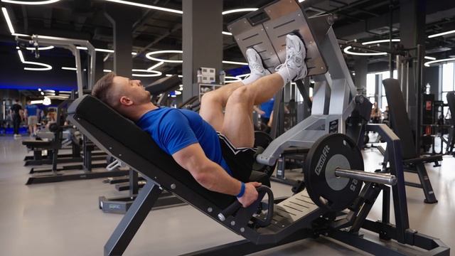 Тренажер D950 Жим ногами