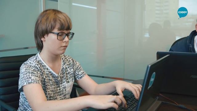 Программирование на JavaScript - курс в школе программирования CODDY