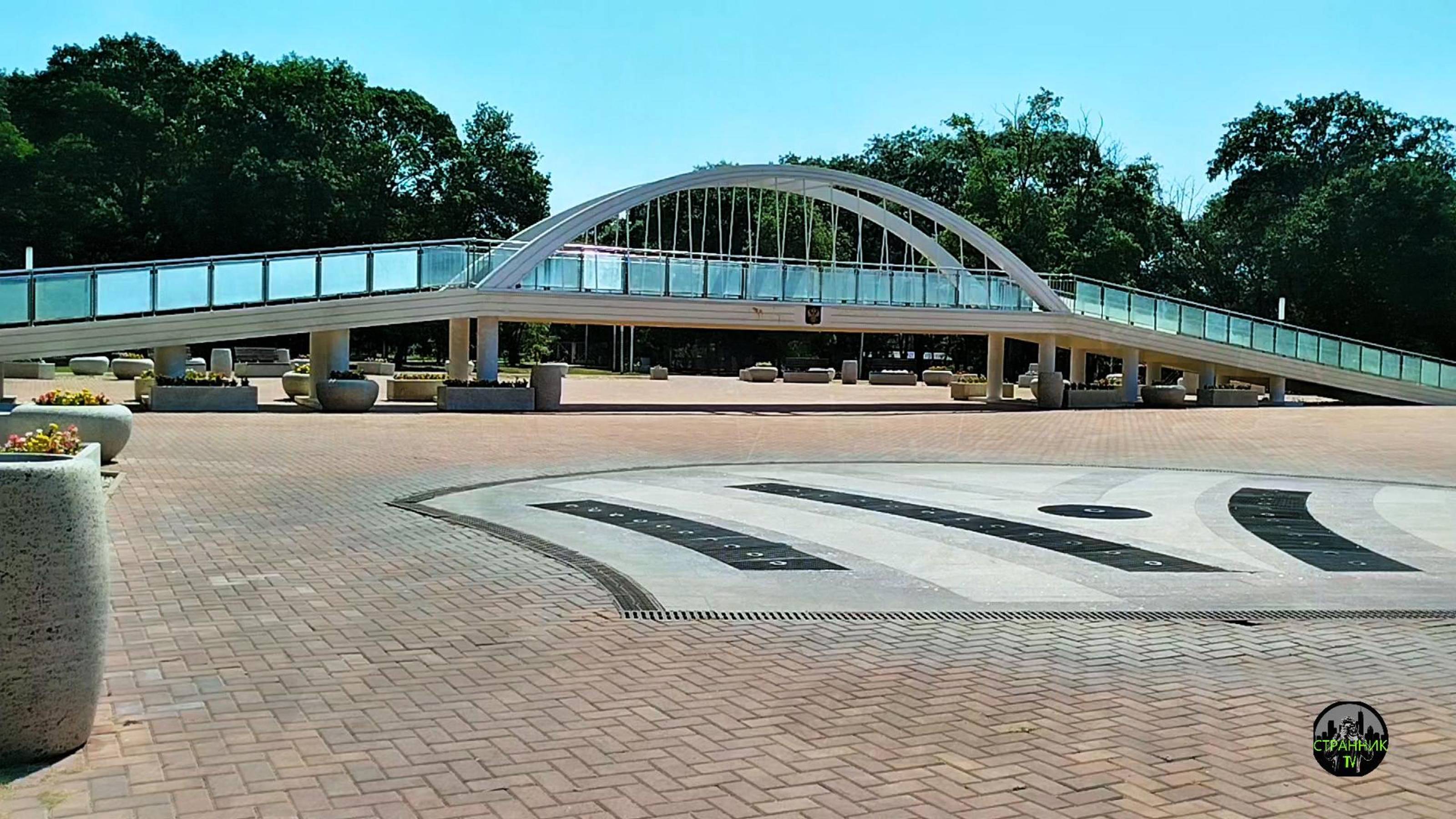 Комсомольский парк, жара, июль