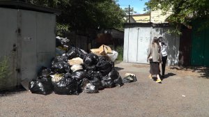 Реконструкция сетей парализовала вывоз мусора в центре Улан-Удэ