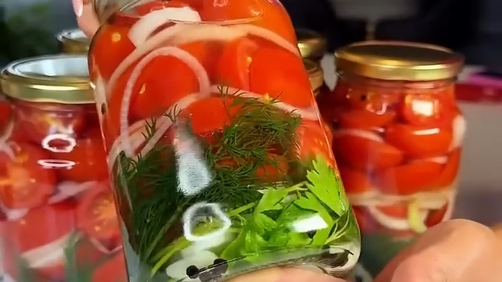 Ну очень вкусная Заготовка на зиму...🍅😋    Рецепт в описании ✍️
