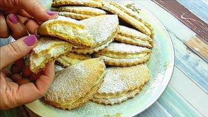Домашние сочники из нежного песочного теста на сметане с творогом. Проверенный рецепт.
