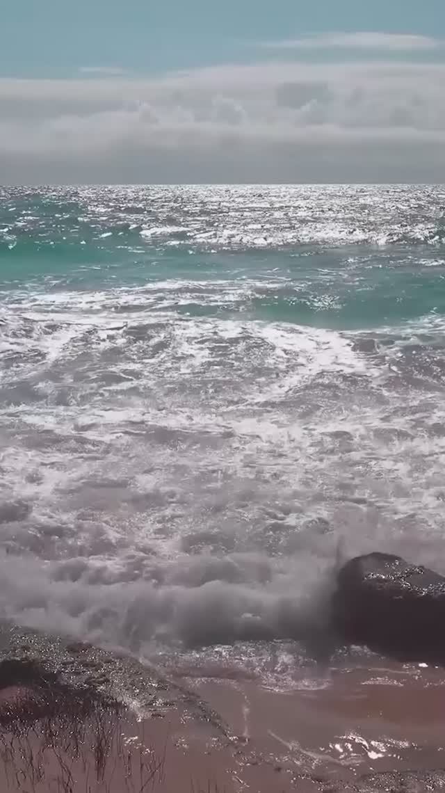 Шепот Волн и Расслабляющая Музыка | Звуки Океана для Гармонии и Покоя 🌊🐚🌊
