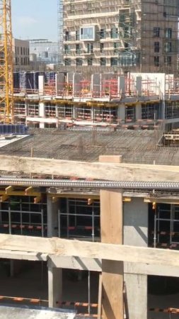 Отзыв на компрессор BAYSAR DS185-7 с Москва-Сити - продувка опалубки на высоте