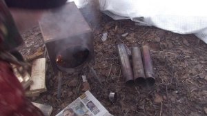 Одиночное Выживание в диком зимнем лесу с печкой и пельменями