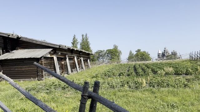 Кижи - великолепный образец деревянного зодчества