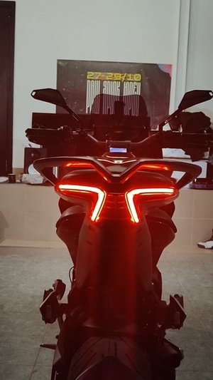 MV Agusta Turismo Veloce 800.  
2015 год. 
в продаже