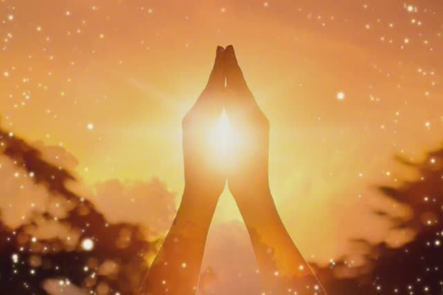 УТРЕННЯЯ АФФИРМАЦИЯ БЛАГОДАРНОСТИ | Начни День с Исцеляющей Силы Благодарности | Слушать Каждое Утро