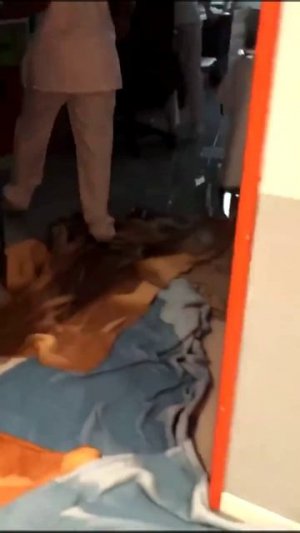 заливает водой евробольницу