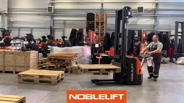 NOBLELIFT PalletGAMES 2025. Задание для операторов штабелёров: перемещение поддонов.