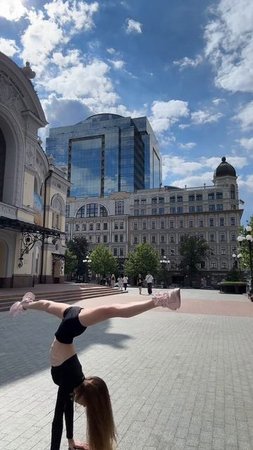 Горячие девочки