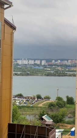 ГОВОРЯТ, ЛЕТО УЖЕ ЗАКОНЧИЛОСЬ