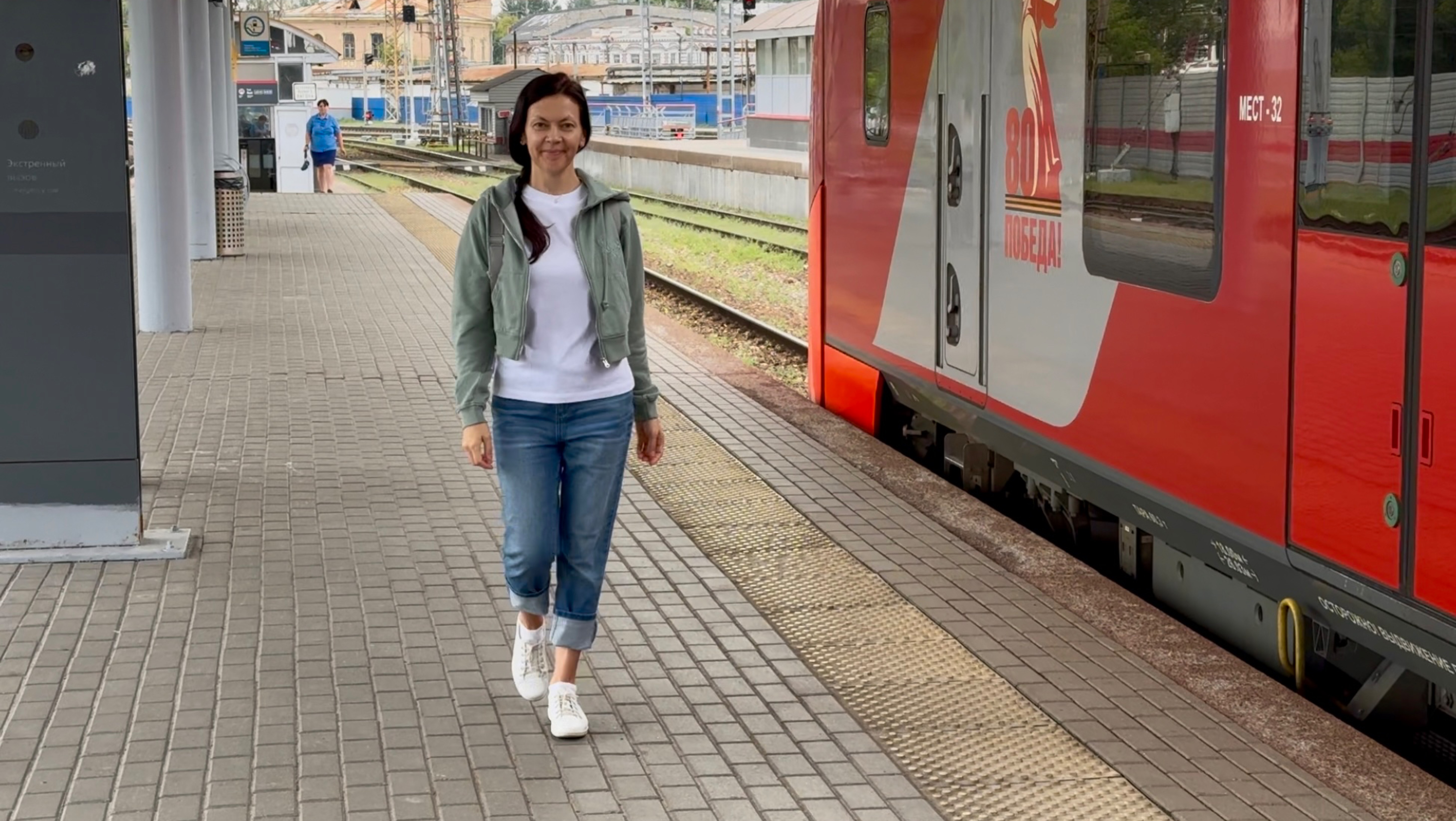 На Ласточке из Нижнего Новгорода в Москву. На такси с Восточного вокзала в центр.
