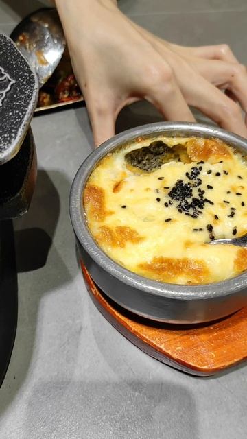 Удивительные и поти не сладкие десерты пробуем в Китае