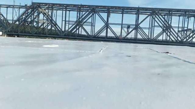 Проходим Императорский мост