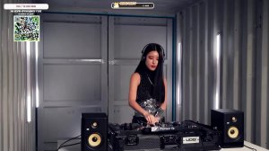 YOUNA - Melodic Techno & Progressive House DJ Mix