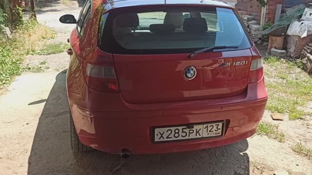 Как снять задний бампер с BMW 1 серии 118i I (E81/E82/E87/E88) Рестайлинг. Как снять бампер с бмв.
