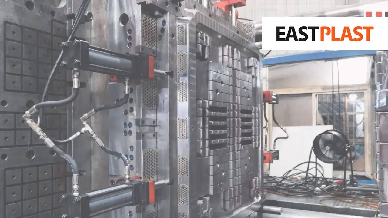 Термопластавтоматы HWAMDA HMD серии DU. Производство паллет