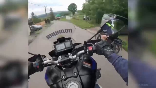 Привез маме штраф...