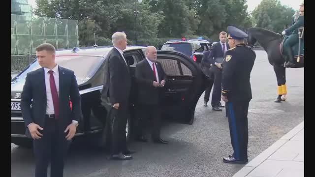 Прибытие на переговоры с В. Путиным Верховного правителя Малайзии султана Ибрагима, 6 августа 2025