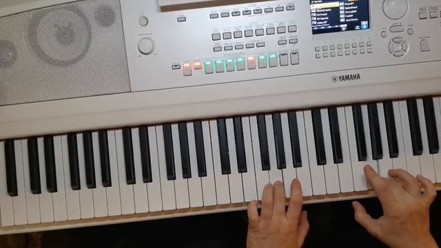 Тестирование Yamaha DGX-670WH.Dance (Classic Hip Hop). Piano ( GrandHarpsicord).