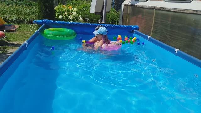 НА ДАЧЕ С ВНУКАМИ