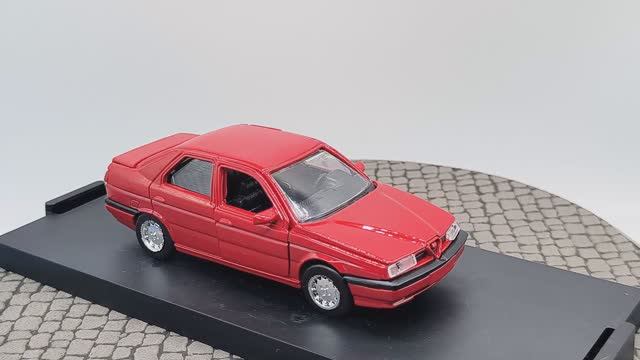 Модель автомобиля Alfa Romeo 155  1:43