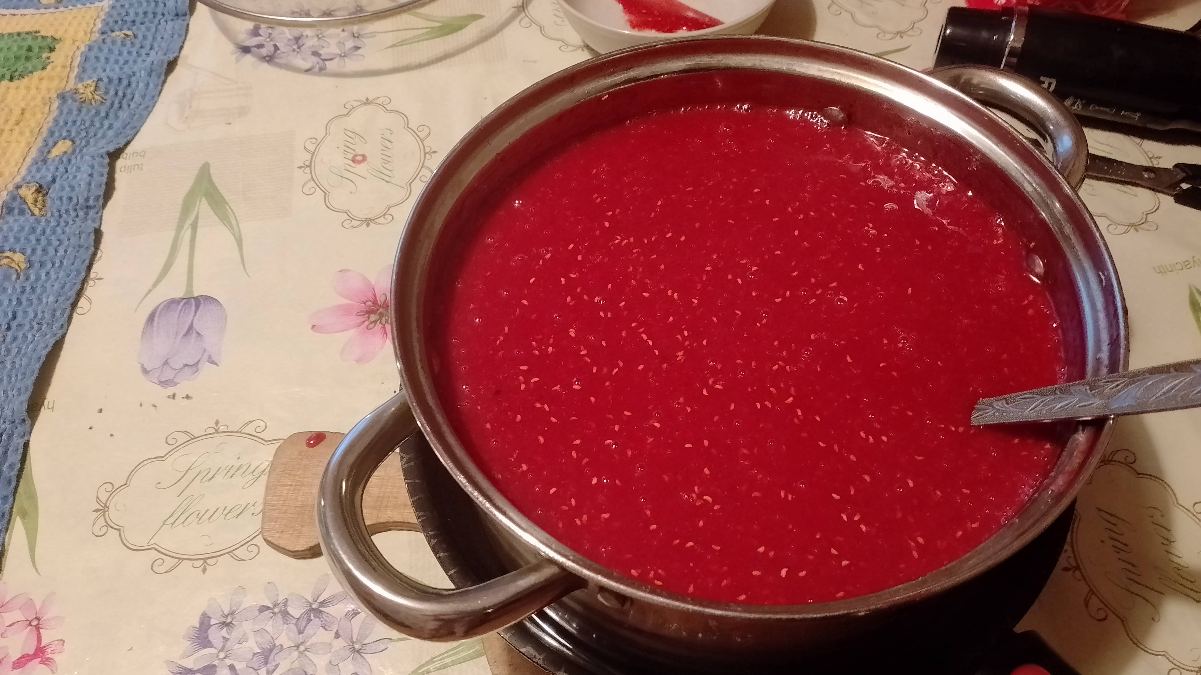 Малина в сметане